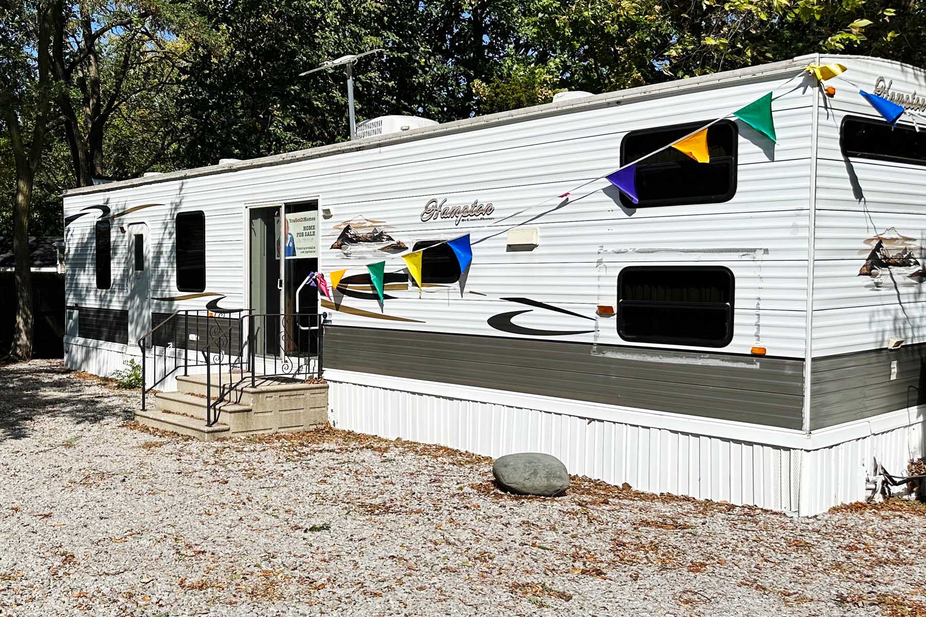 Park Models/RVs - Flagship RV Resorts