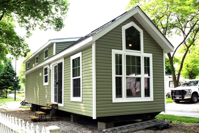 Park Models/RVs - Flagship RV Resorts